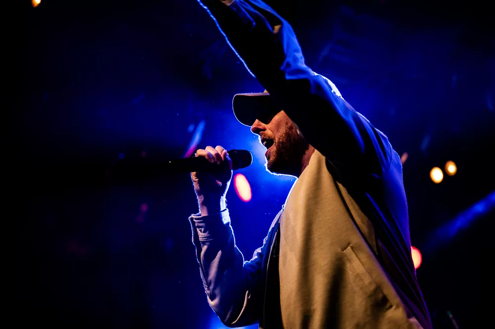 Photos: Bryce Fox @ Commodore Ballroom - May 6 2025 - SCENE IN THE DARK